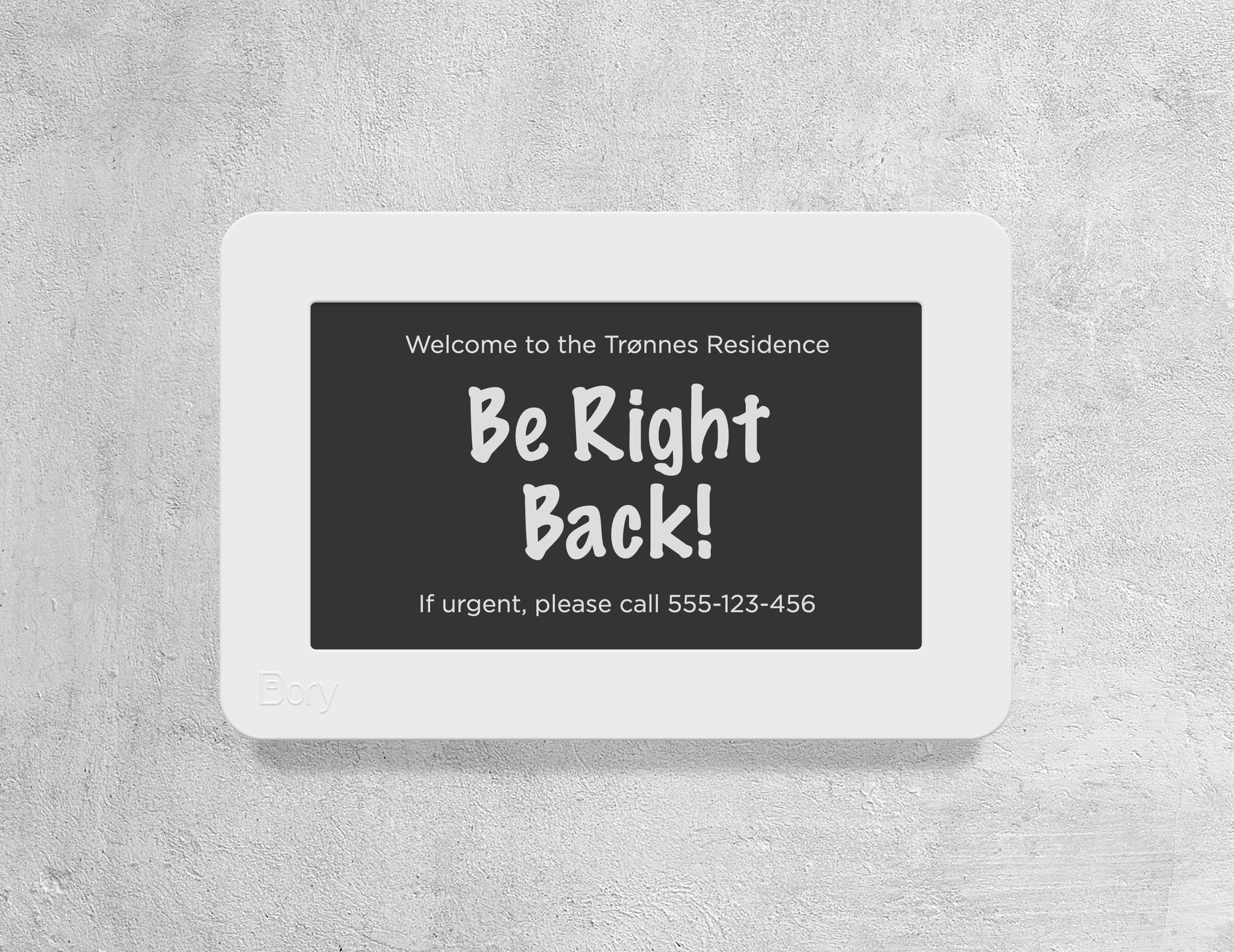 Dory – your perfect door sign.